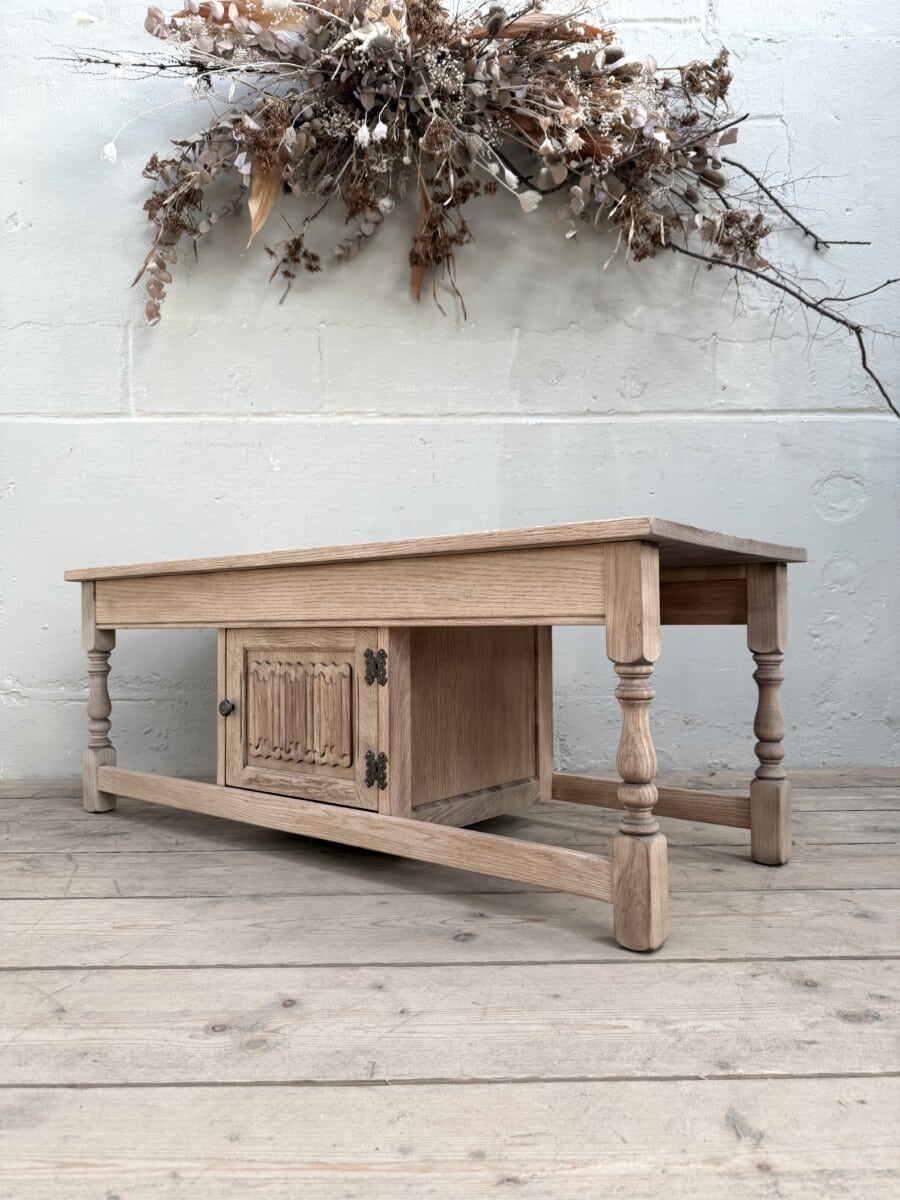 Old Charm tv unit | Vintage Interior Design | Smudge Online